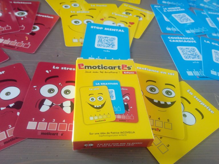 EMOTICARTES : un jeu de cartes pour jouer avec les émotions (dès 6 ans)