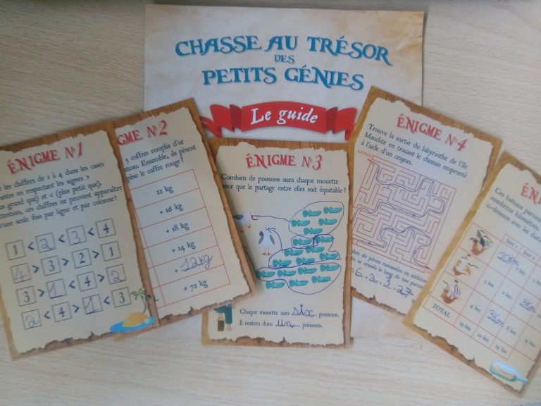Un kit de chasse au trésor avec des problèmes mathématiques (dès 7 ans)